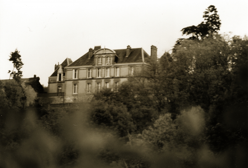 Vente de l’entier mobilier du Château de Jouac - Propriété familiale de ...